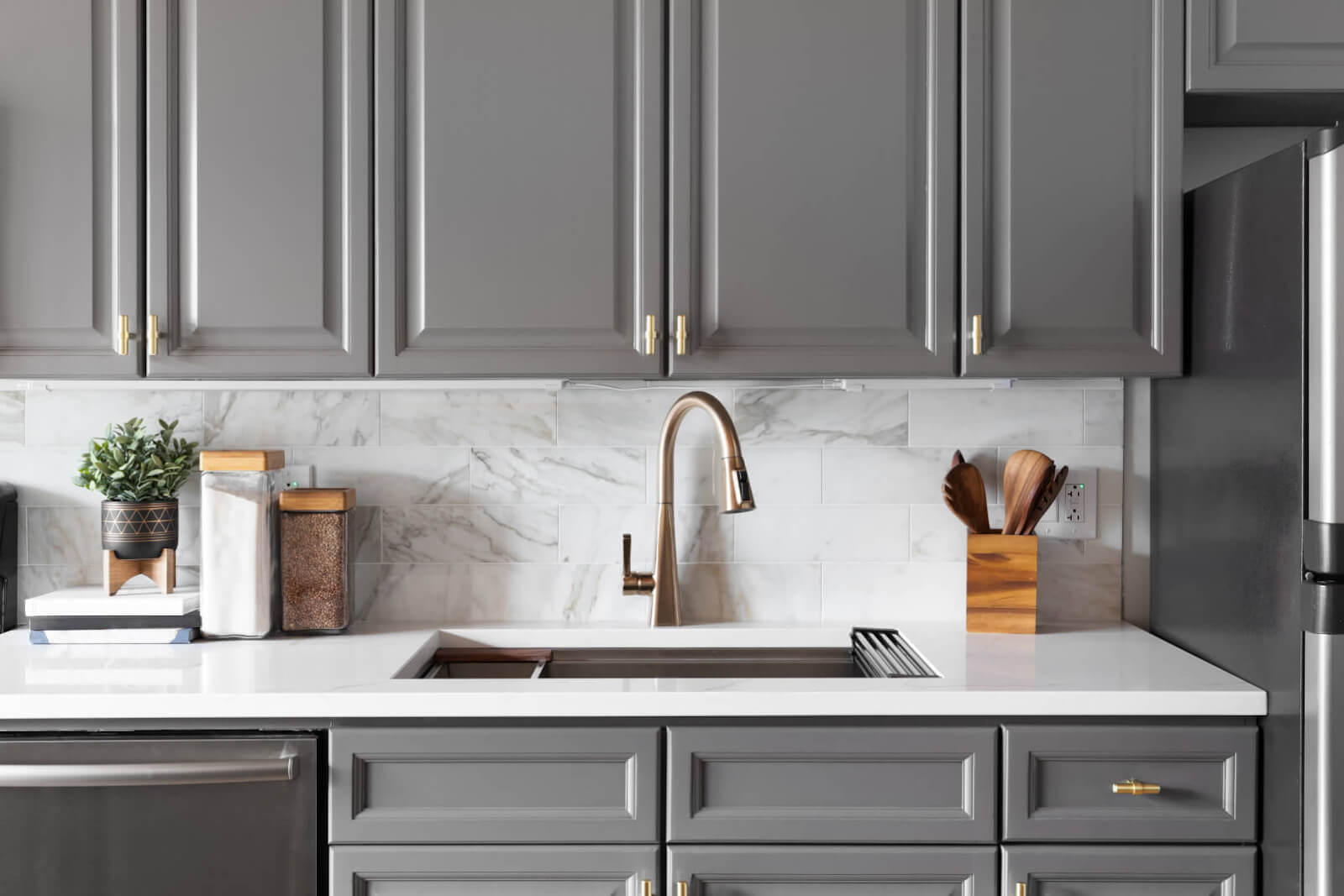 Light grey cupboard paint store